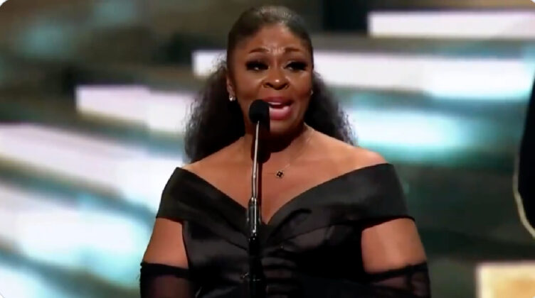 Kim Burrell Issues An Apology To The LGBTQ Community (Video)